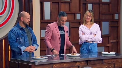 TV series MasterChef — Season 10 (2020) - season 10 watch on Sweet TV