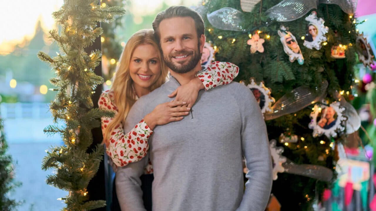 The Christmas Contest (2021) – watch online in high quality on Sweet TV